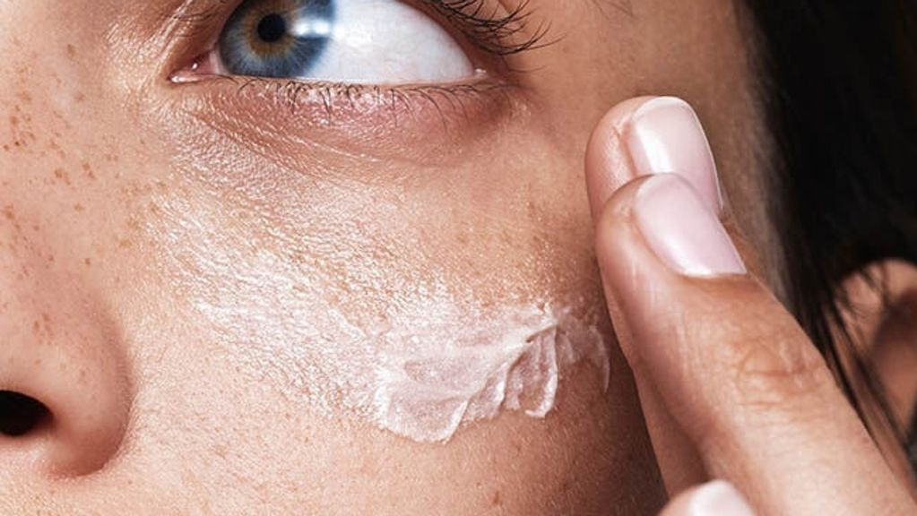 Qu'est-ce que le hyaluronate de sodium et comment est-il utilisé dans ...