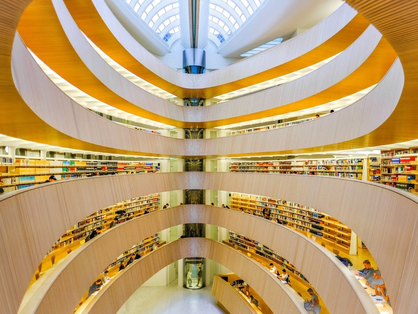 University of Zurich - Law Library