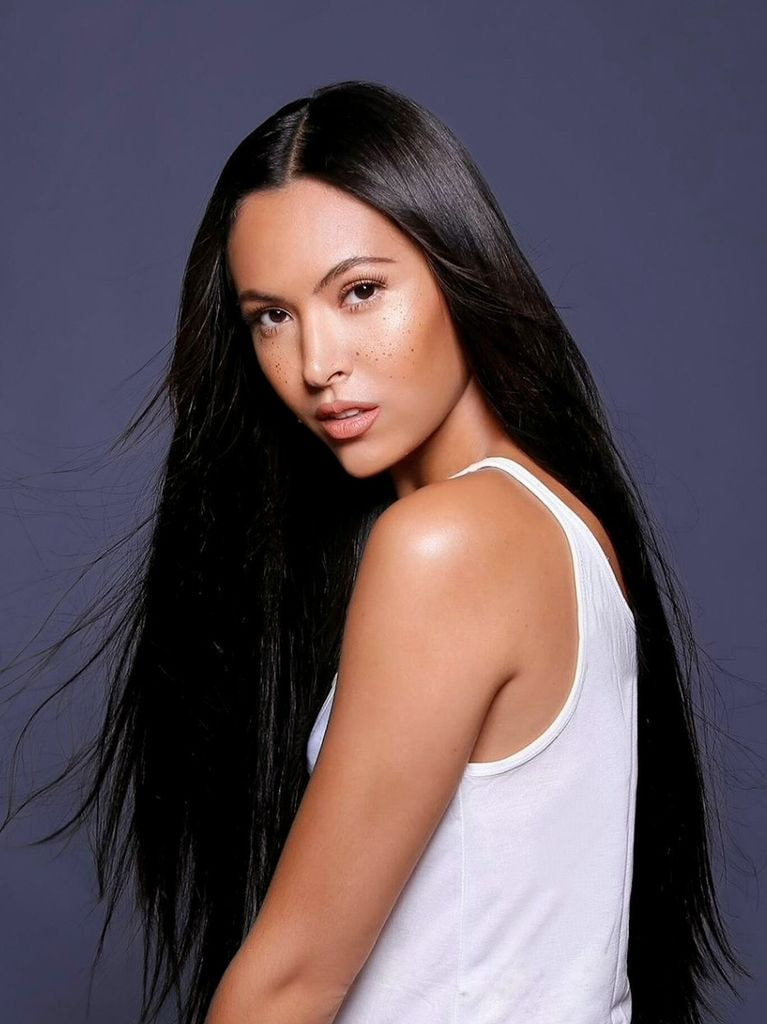 Maggie Wilson | Official Site of Beauty Queen & Entrepreneur