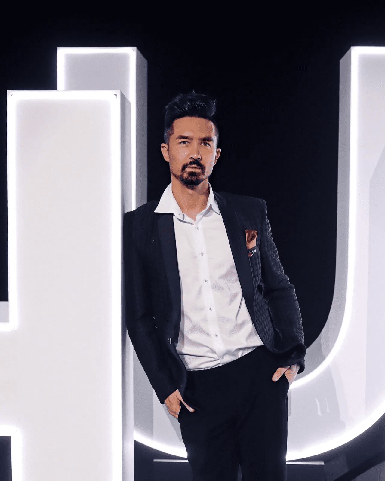 Up Close & Personal with Tim Connor (Jayankura Na Ayudhya)