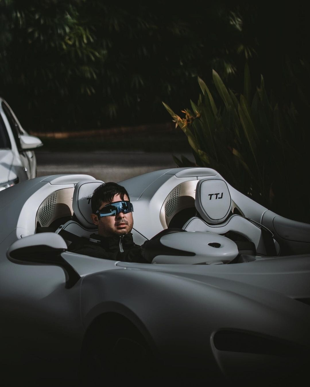 Seven Personas of Gentleman That Women Notice